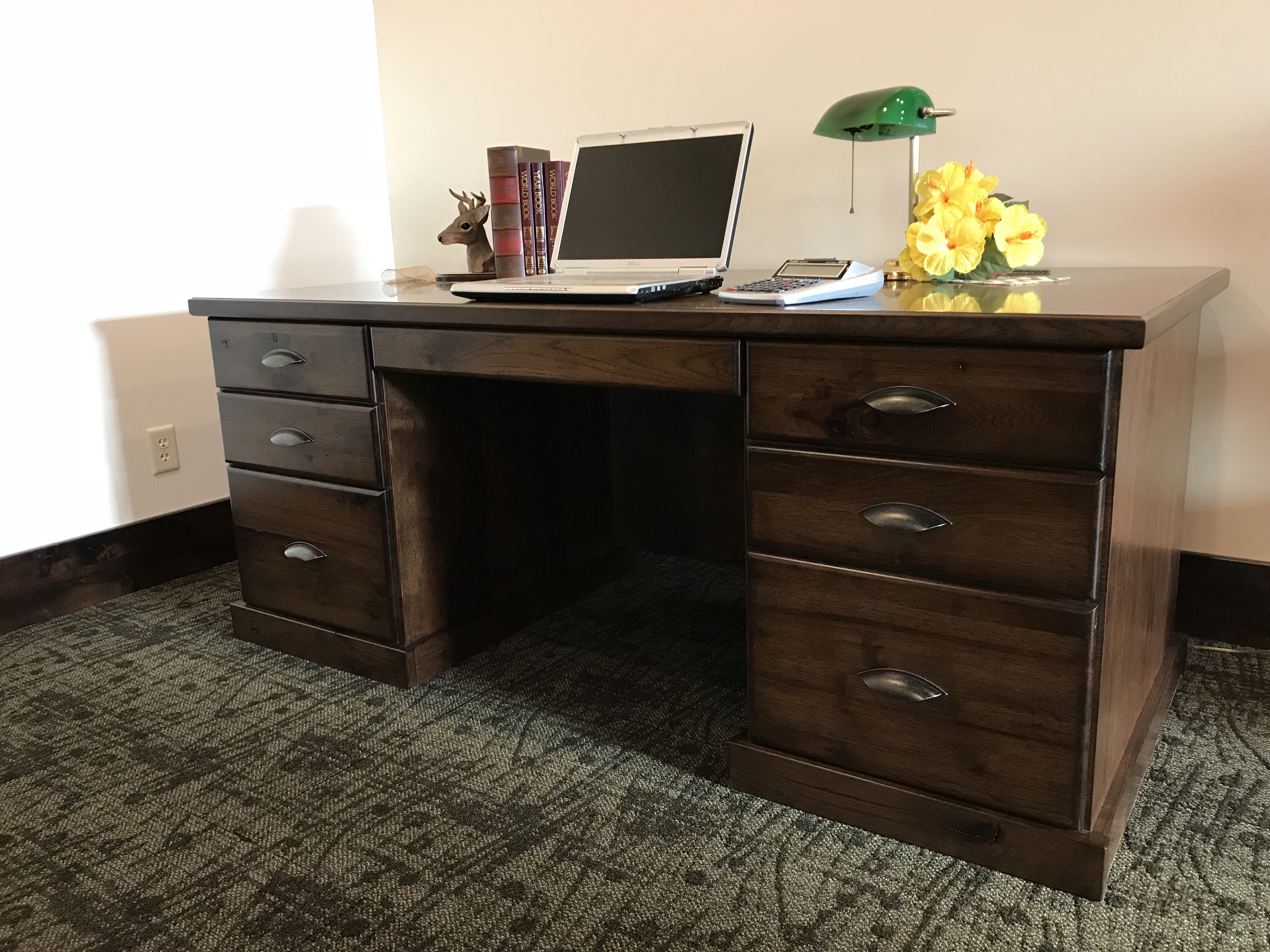 Rustic Hickory Teacher’s Desk – Wheatstate Wood Design